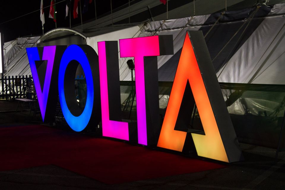 Hosting Voltas’ Premiere for Cirque Du Soleil – mama on the go!